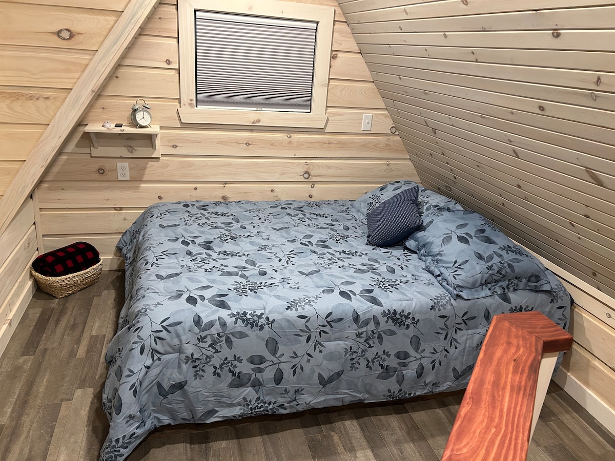 Billy & Angel's Hütte mit rotem Dach - Kleine Häuser zur Miete in ...