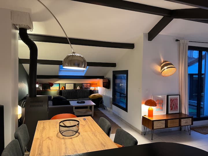 Chaleureux Appartement En Plein Centre. - Puteaux