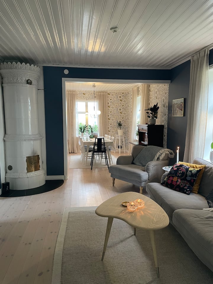 Vacker & Rymlig Sekelskiftesvilla I Kristinehamn - Kristinehamn
