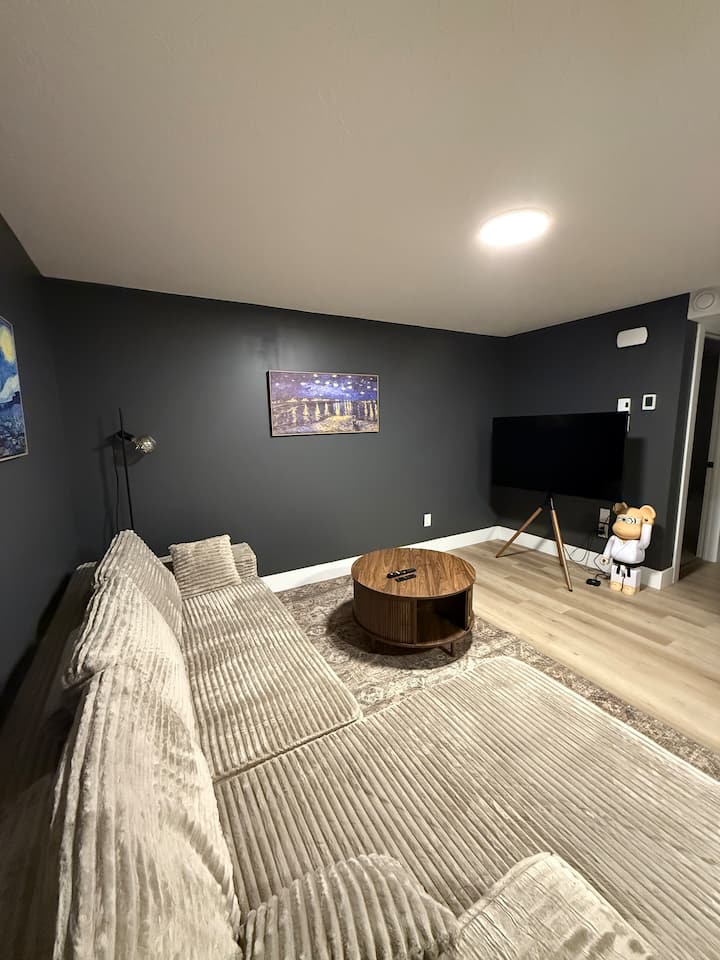 Modern Private Suite Near Airport & Downtown - Île-du-Prince-Édouard