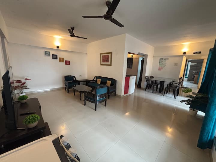 Spacious & Peaceful 2bhk Near Balewadi Highstreet - Pune