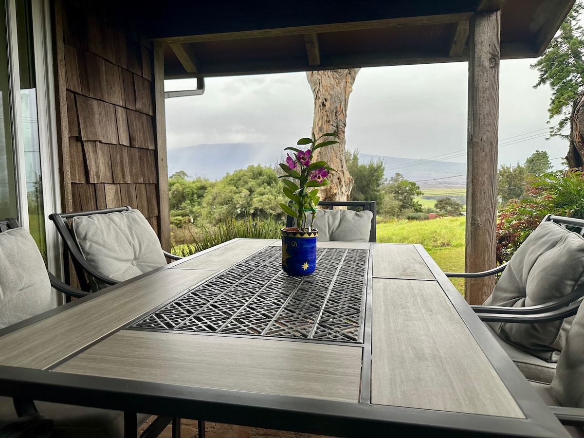 Acre of Aloha! Tranquil Waimea Estate - Epic Views - Houses for Rent in ...