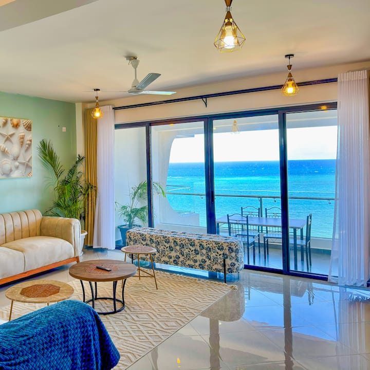 Beachfront: Luxury Suite9+pool+gym+ac - Mombasa