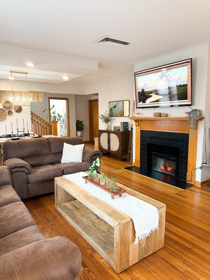 Cozy Kansas Home - Salina, KS