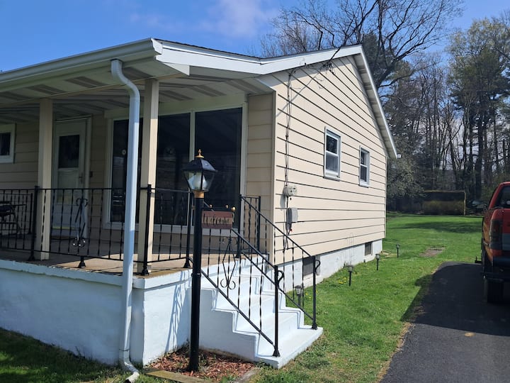 Home In Tobyhanna - Mount Pocono, PA