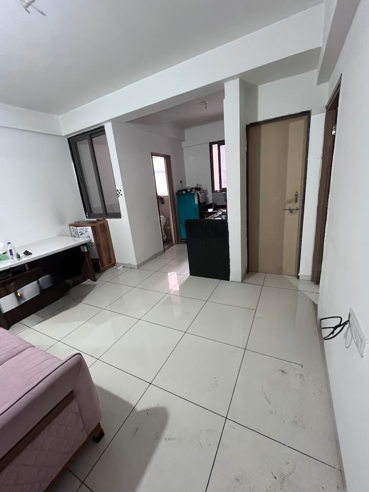 Enjoy Your Every Moment, 1bhk Flat - Ahmedabad