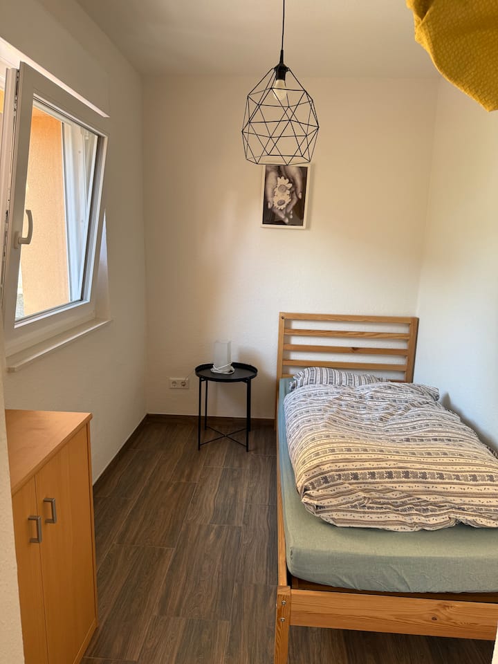 Ruhige Kleine Wohnung Mit Separatem Zugang. - Schwetzingen