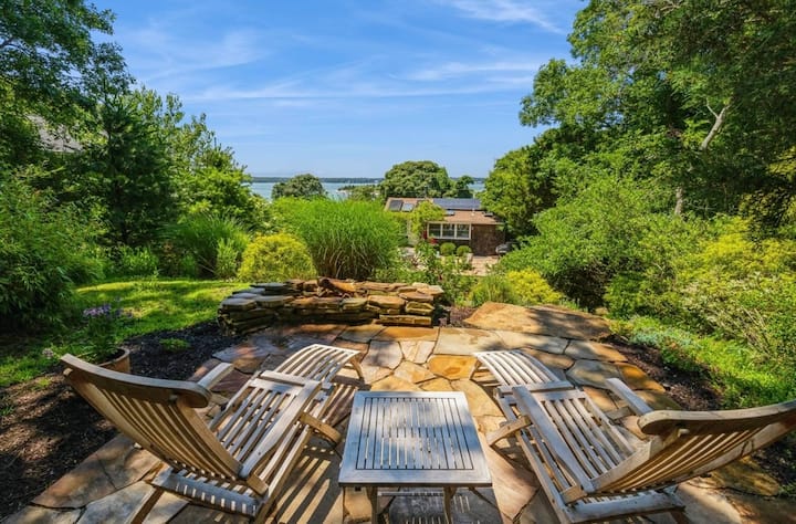 Hampton Retreat - Gorgeous Water Views And Sunsets - The Hamptons, NY
