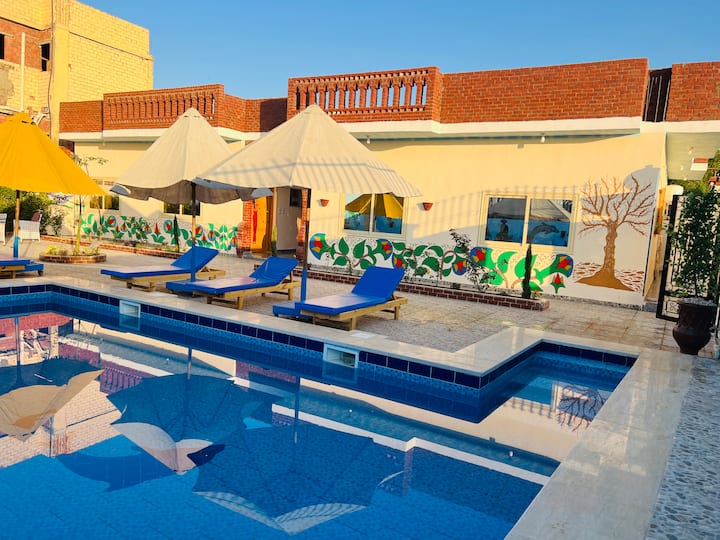 Luxury Apartment With A Pool View - Luxor