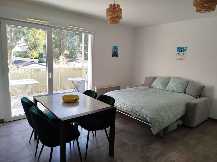 Appartement Avec Terrasse - Le Pradet