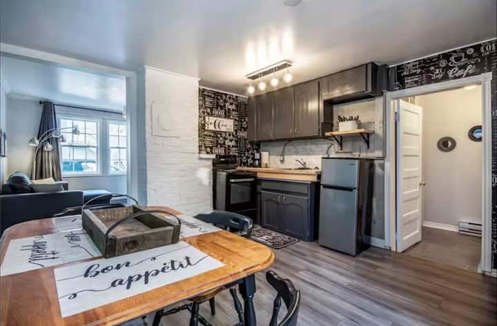 The Row House Retreat | Suite A - St. John's