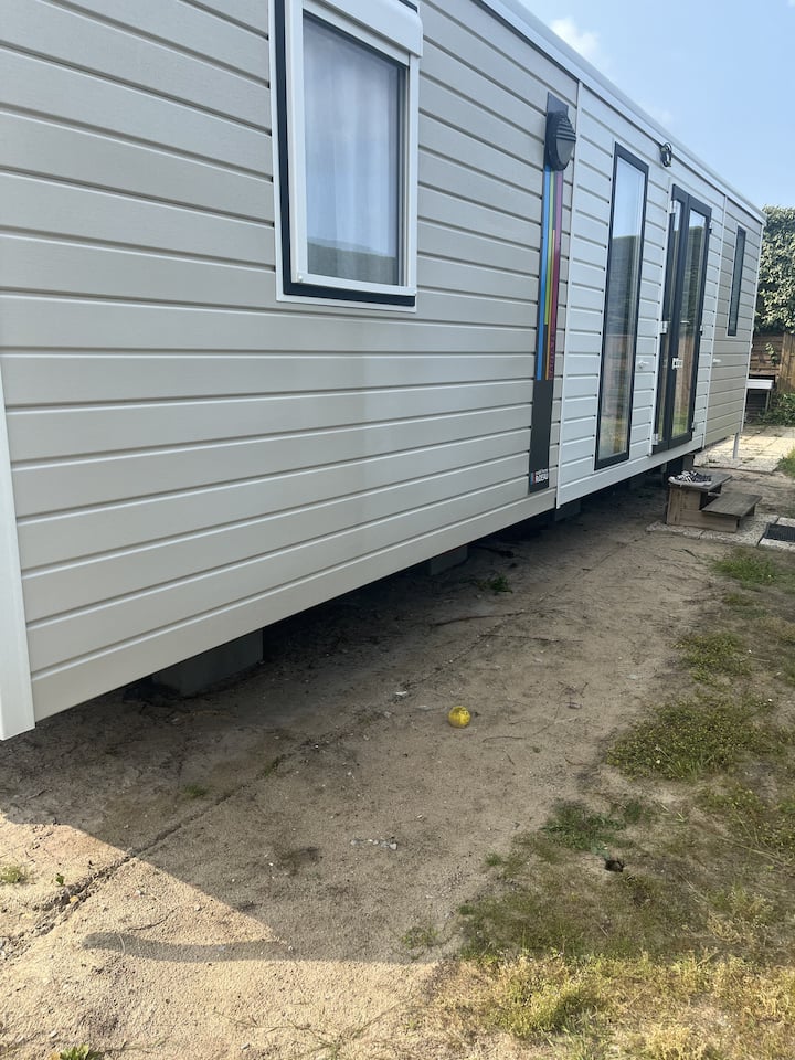 Mobil-home Moderne à Deux Pas De La Mer - Portbail