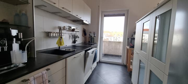 Individuell, Voll Ausgestattet, Ruhig, Zentral - Stuttgart