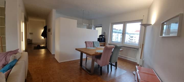 Individuell, Voll Ausgestattet, Ruhig, Zentral - Stuttgart