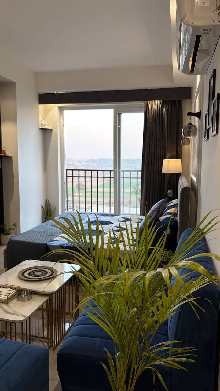 The Nook / Modern Boho/ Couple Friendly - Zirakpur