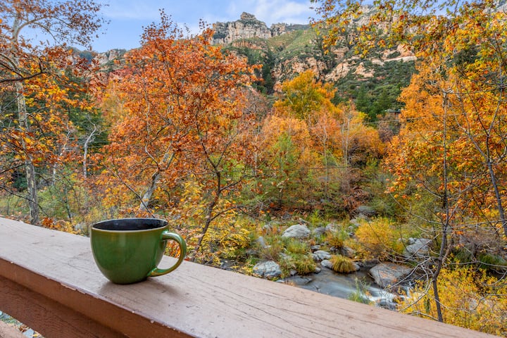 Creekfront Cabin W/hot Tub Sedona Oak Creek Canyon - Oak Creek Canyon, AZ
