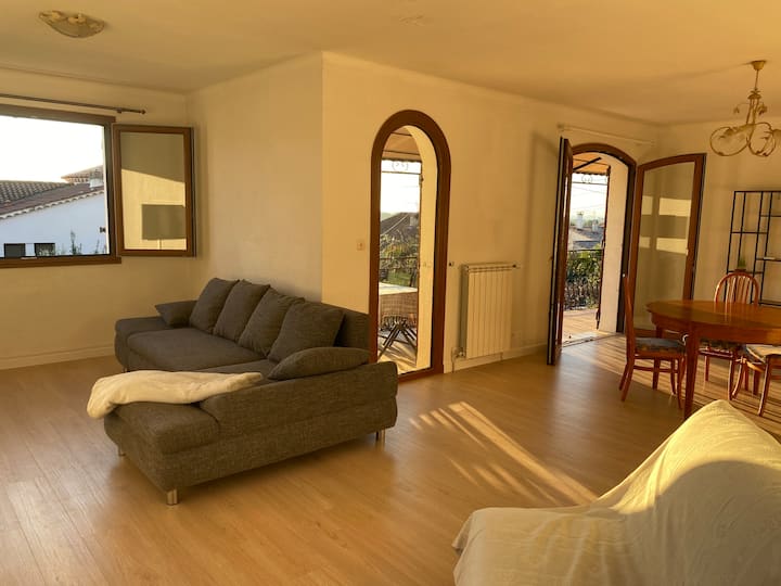 Maison : Haut De Villa T3 90m 2 Avec Jardin Privé - La Seyne-sur-Mer