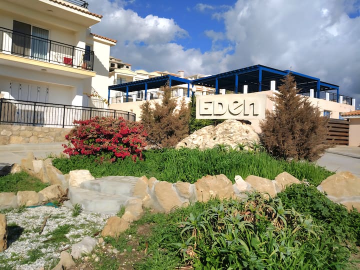 Luxury Seaview Apartment With Pool & Terrace - Paphos