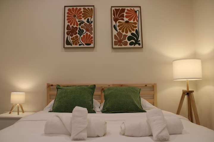 Cozy House Of Flowers-quite And Privite - San Dimas, CA