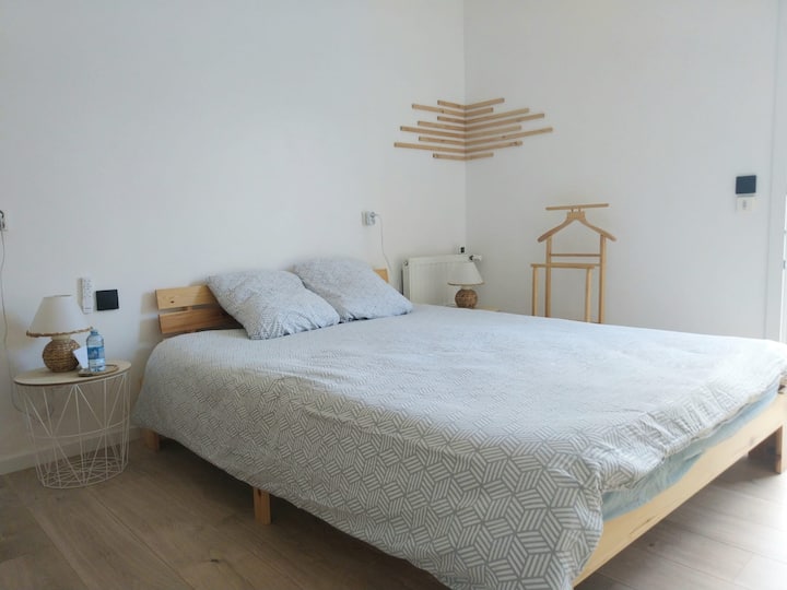 Entrée Privée& Suite Privée+ Jardin Calme - Angers
