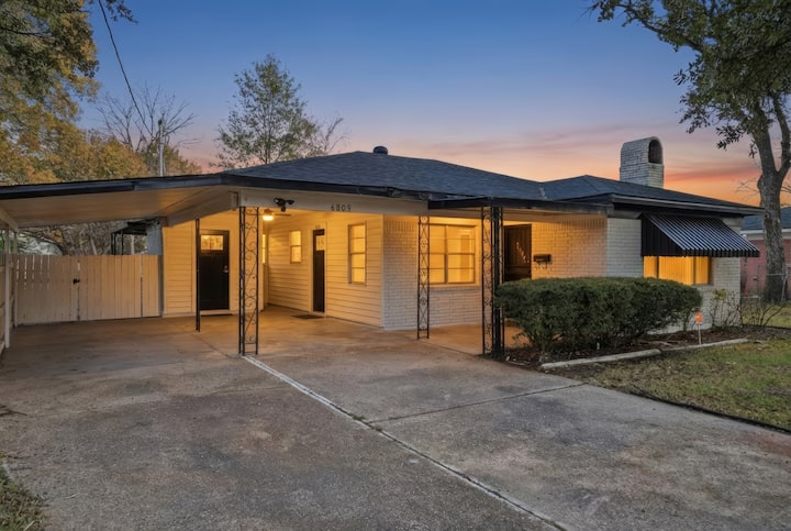 The Shreveport Château | Centrally Located - Shreveport, LA