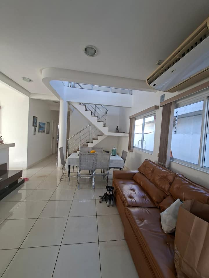 Próximo Do Rio Amazonas E De Vários Supermercados. - Santana, Brazil