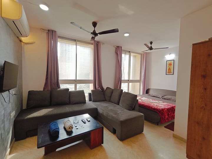 Homely Studio (Big L-shaped) @ Hiranandani Thane - Thane