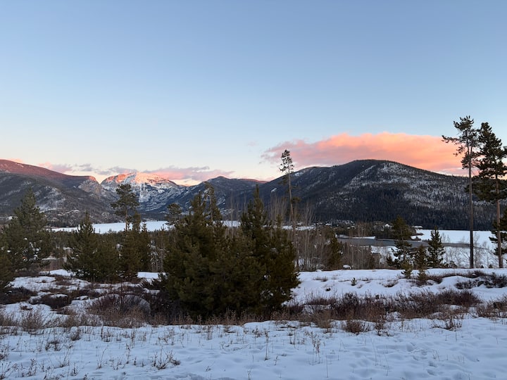 Cozy Condo For Your Next Getaway! - Grand Lake, CO