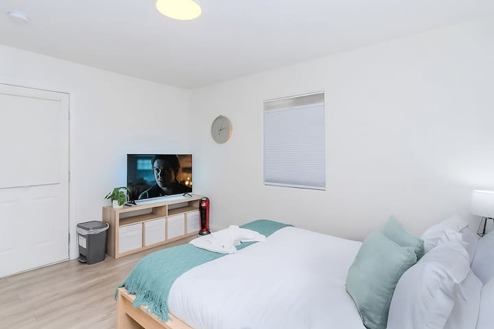 860b-modern & Private Studio | Great Location - Fremont, CA