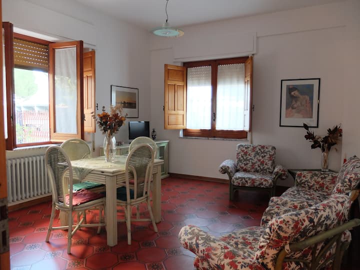 Casa Vacanze Con Giardino - Locri