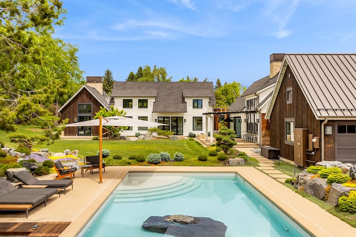 A Gated Architectural Estate With Resort Living - 