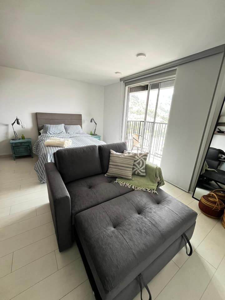Acogedor Apartaestudio Norte De Bogotá | La Cardio - La Calera, Colombia