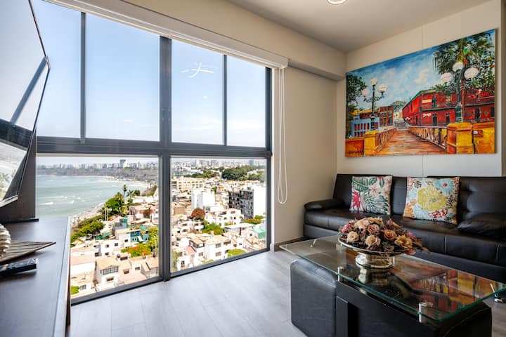 Departamento Con Vista Al Mar Y Piscina. - Lima