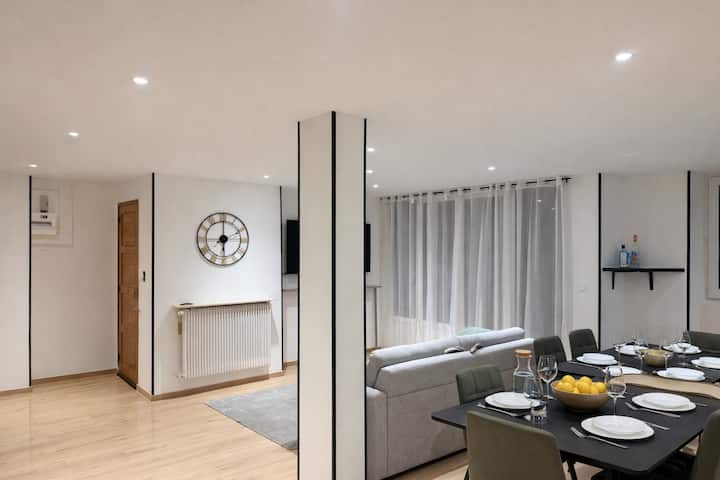 Apparemment Lumineux+ Place De Parking - Dijon