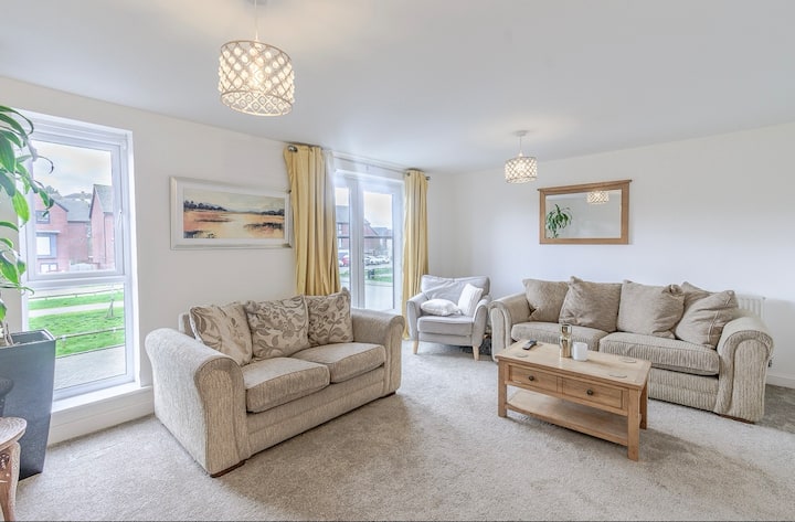 Family-friendly Townhouse Near The Beach - Barry