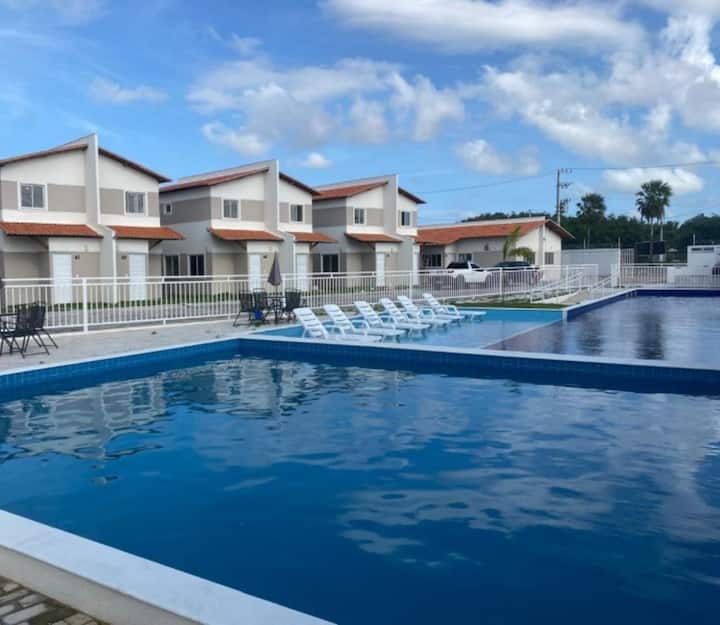 Casa Com 2 Quartos, Cozinha E Sala Mobiliada - Parnaíba