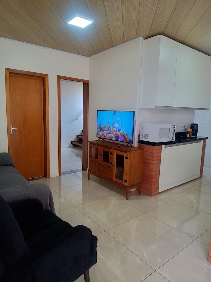 Casa Completa 4 Quartos  Churrasqueira,10 Pessoas - Novo Hamburgo