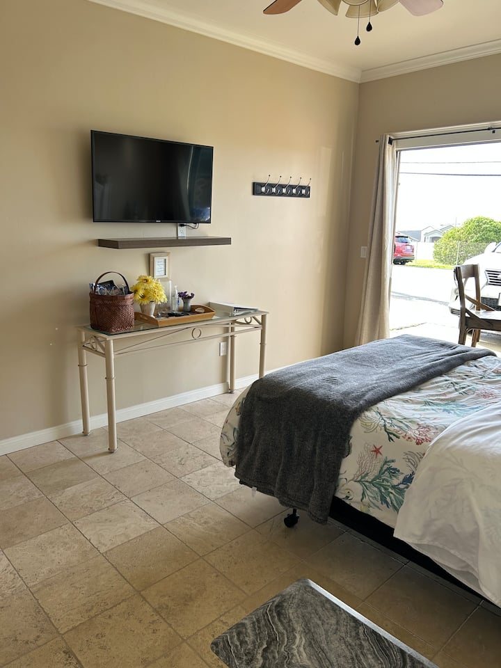 Spacious Studio - Cayucos, CA
