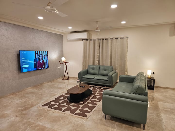 Luxury 3bhk In Lotus Pond, Banjara Hills - Hyderabad