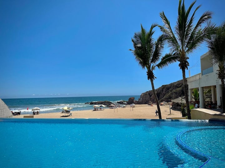 Casa Akumal En Fracc A Pie De Playa - Mazatlan