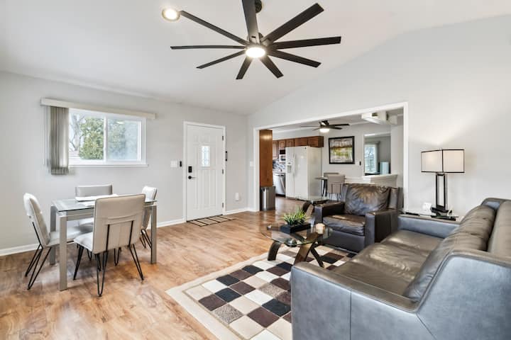 Newly Renovated Ranch. Fenced Yard. - Sterling Heights, MI