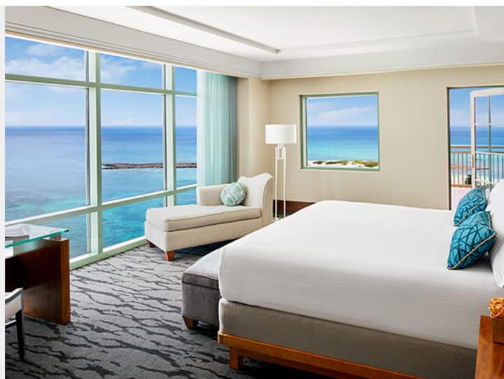 The Reef Topaz Suite Ocean & Pool View Atlantis - Bahamas