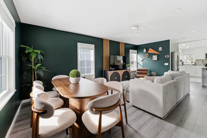 The Ivy In Downtown Princeton - Princeton, NJ