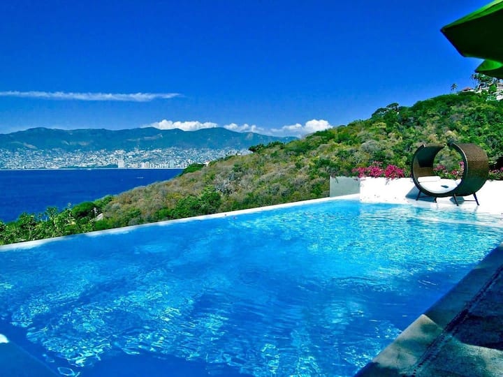 Casa Exclusiva Frente Al Mar De Acapulco - Acapulco
