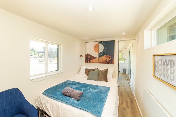 15 Acre, Pool, Sauna, Pond Near Dallas & Fortworth - Corsicana, TX