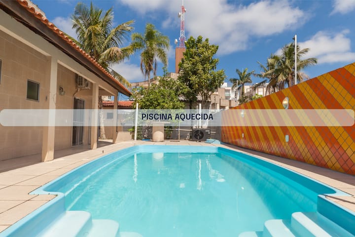 Casa 2 Quadras Do Mar | Piscina Aquecida, 4 Suítes - Matinhos