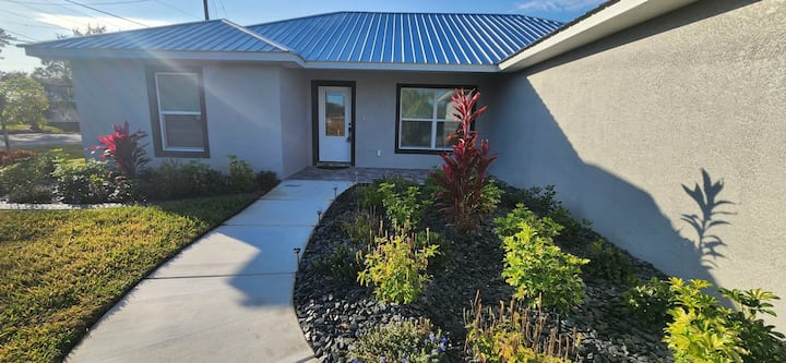 Sebring Home Away From Home - Sebring, FL