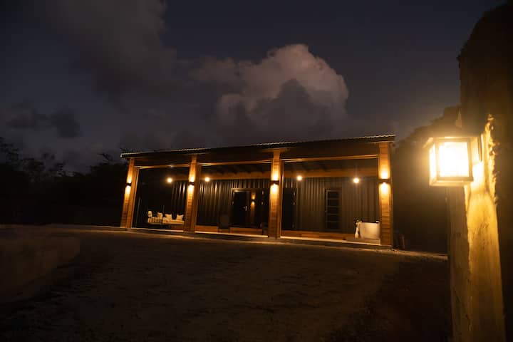 Keith's Cabin - Santa Lucia