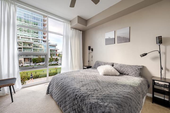 Modern Sf Apartment · Safe&new Area Near Downtown - San Francisco, CA