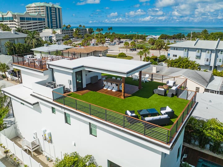 Beautiful Home Steps To Gulf W/ Pool, Spa & Views - Sarasota